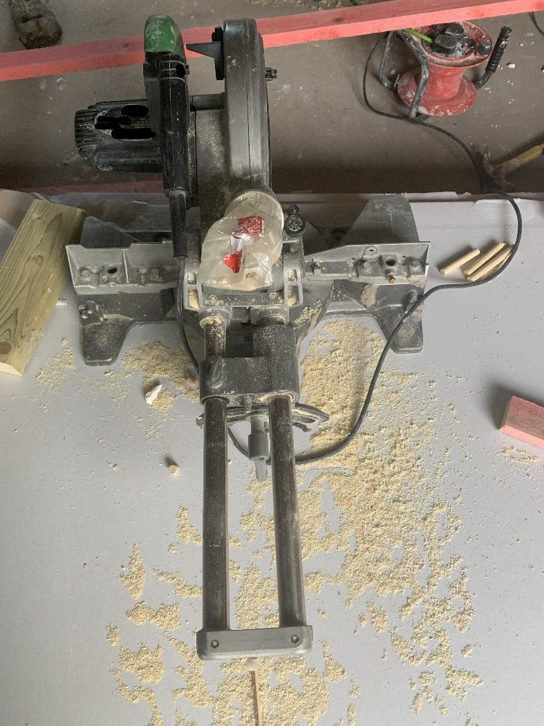 Photos | HSE shares good and bad practice on dust - Construction Management