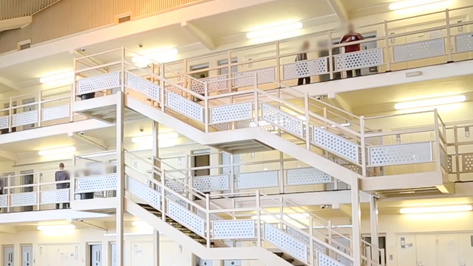 Prisoners build LED lights for HMP’s green drive - Construction Management