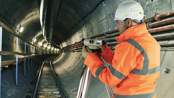 CPD: Head protection in construction - Construction Management