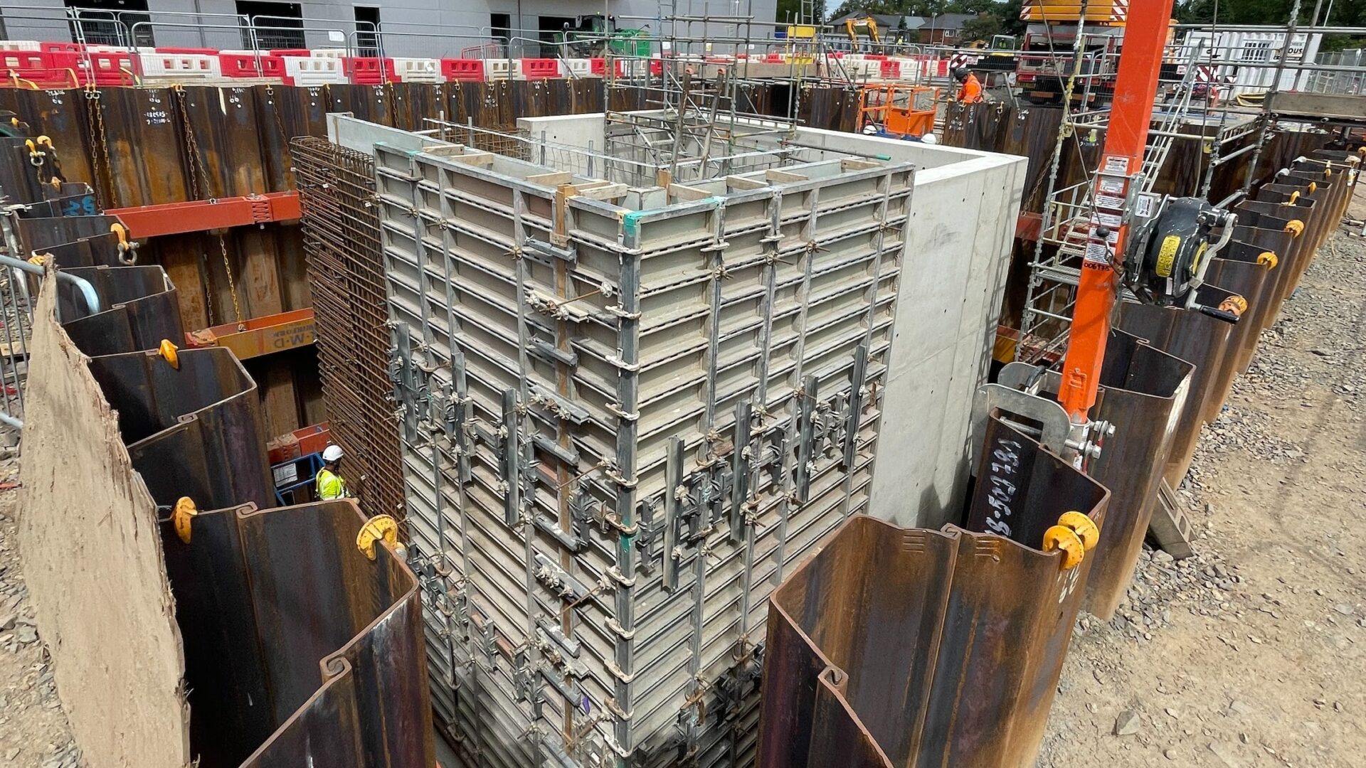 In pictures | Bespoke ground shoring built for challenging large excavation