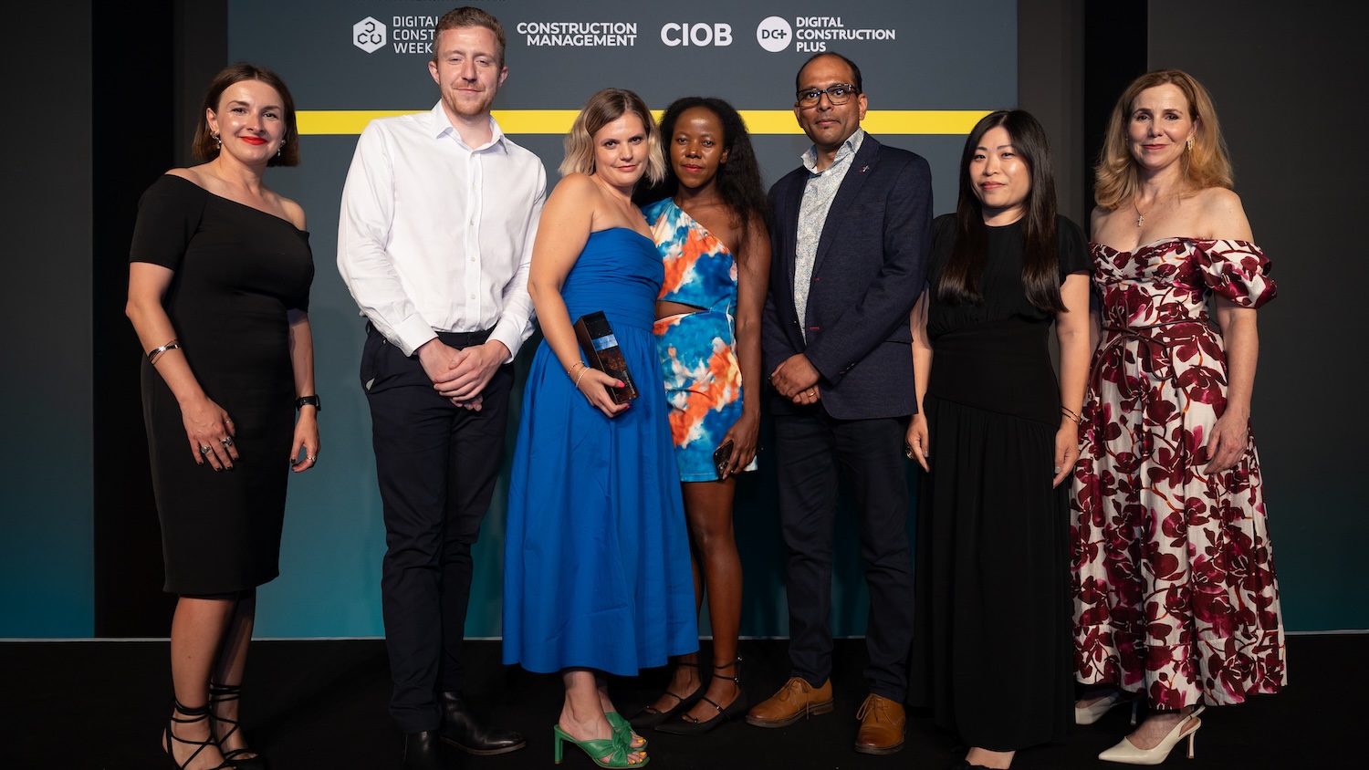 BuildPrompt’s AI revolutionises HS2’s document verification ...