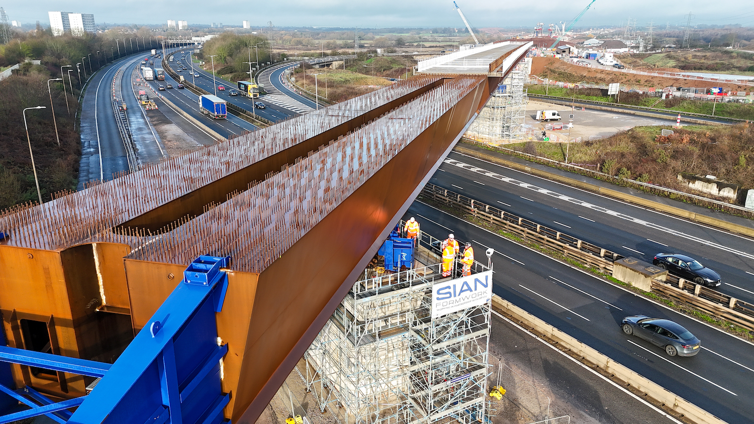 Video | HS2 completes ‘innovative’ M6 bridge slide - Construction ...